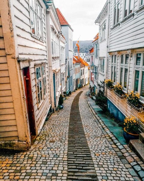 Norway Road Trip: The Ultimate 7-Day Itinerary (2025)